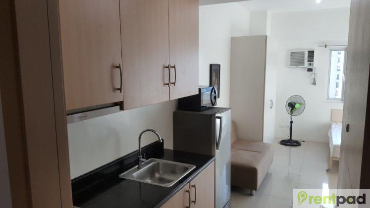 SM Light Residence,Studio,Boni Mandaluyong #307c5f5371