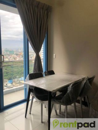 2 Bedroom with Balcony for Lease at Three Central Makati #df9ee4de36