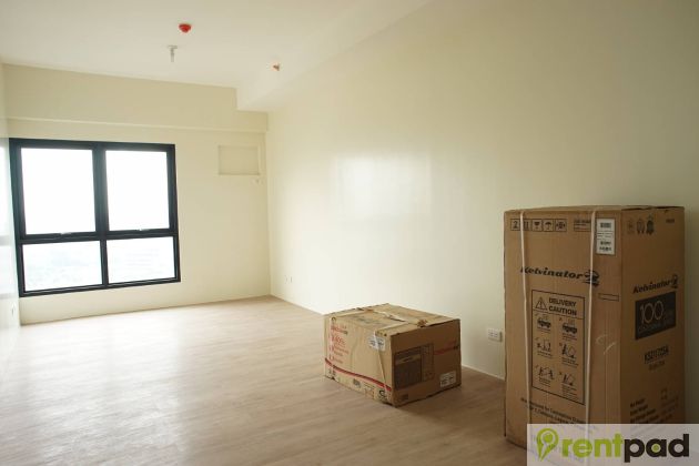 Semi Furnished 1BR Unit at Vinia near North Edsa Ave MRT Station ...