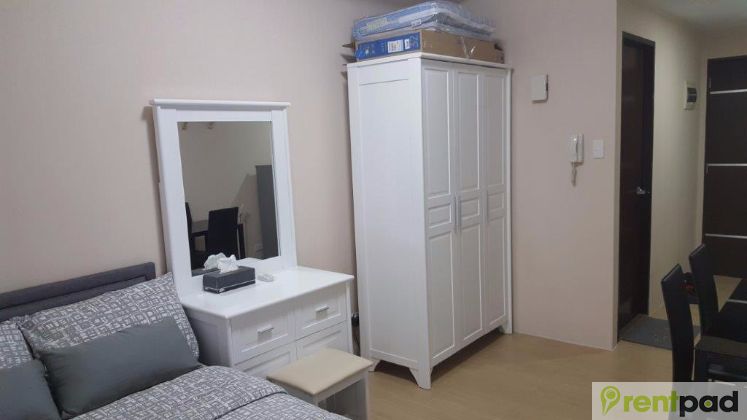 Fully furnished Studio for rent near MRT North Edsa in Vinia Resi # ...