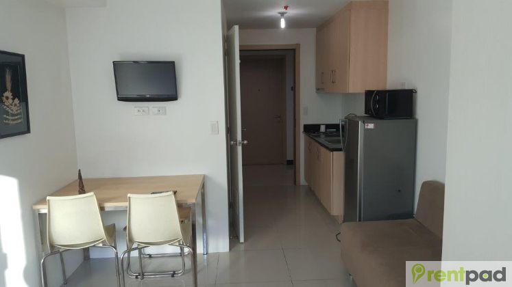SM Light Residence,Studio,Boni Mandaluyong #307c5f5371