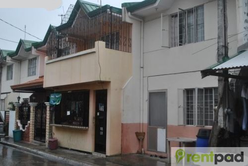 For Rent- SALE Metroville Townhouse w sari sari store Imus #ac77a92462