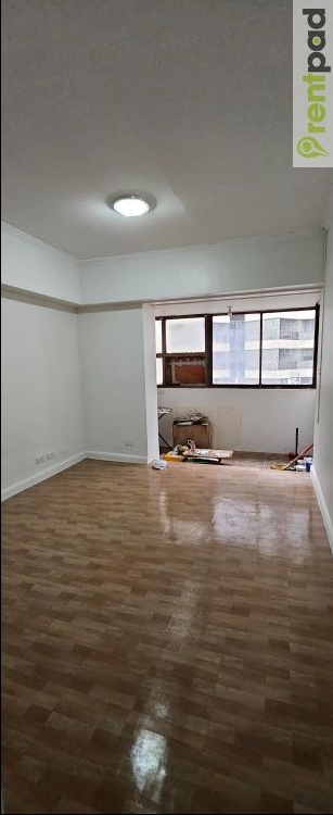 Valero Plaza Studio #d61b424b75