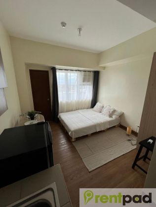 Alabang One Premier Fully Furnished Studio Unit with Nice View #7c1e3cf690