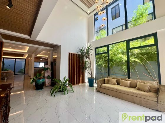 Luxury Home for Rent only 25 minutes from Bgc Makati #76c8e16883