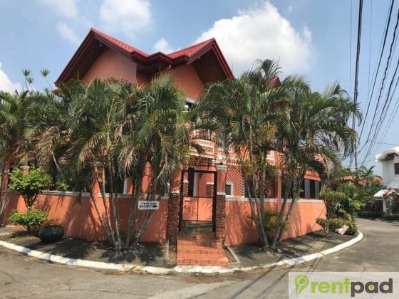 4 Bedroom House for Rent in BF Resort Village Las Pinas #dbe3756165