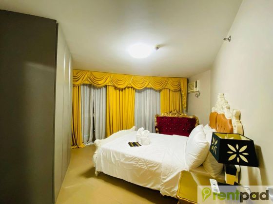2BR Fully Furnished with Balcony and Morning Sun View in Taguig #561d1aee3