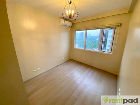 Semi Furnished 1BR Unit at Avila South Tower Circulo Verde #50ee871428