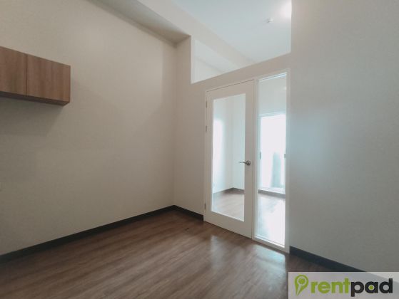 Cameron Residences 1BR Bare Condo Unit for Rent Quezon City #e2c0668869
