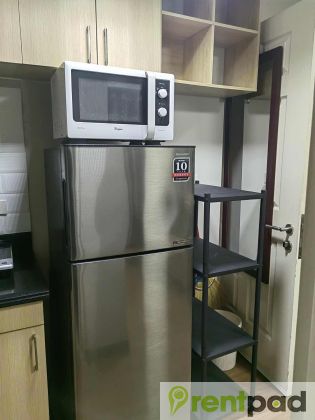 Fully Furnished 1 Bedroom Unit at La Verti Residences for Rent #dedfe21036