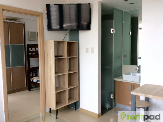 Very Large 1BR Furnished D University Place DLSU #daf5cee321