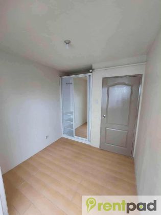 Semi Bare Unit 2 Bedroom with Build in Cabinet #56117fcf70