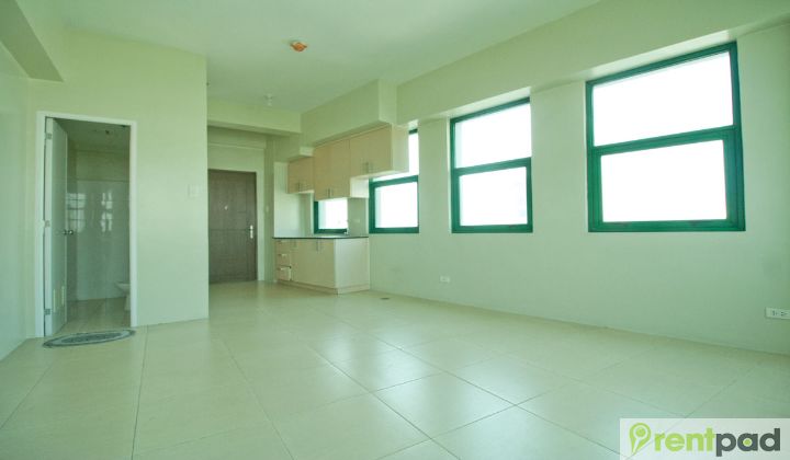Studio Unfurnished at Symphony Towers near GMA #31091e3375