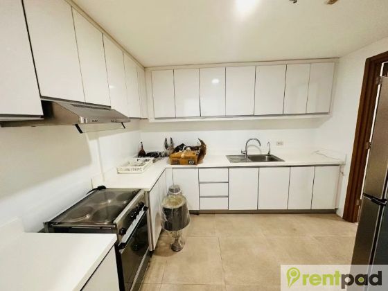 Fully Furnished 3 Bedroom Unit at Icon Plaza for Rent #77efd77d38