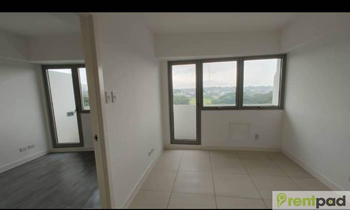 Stunning 1BR Bare Unit at Residences at Commonwealth QC #3984178c79