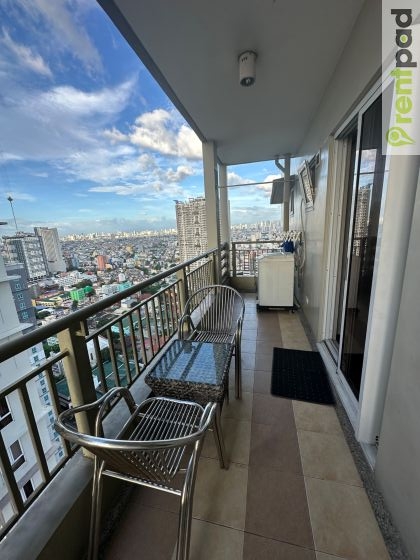 Fully Furnished 1 Bedroom Unit at La Verti Residences for Rent #dedfe21036