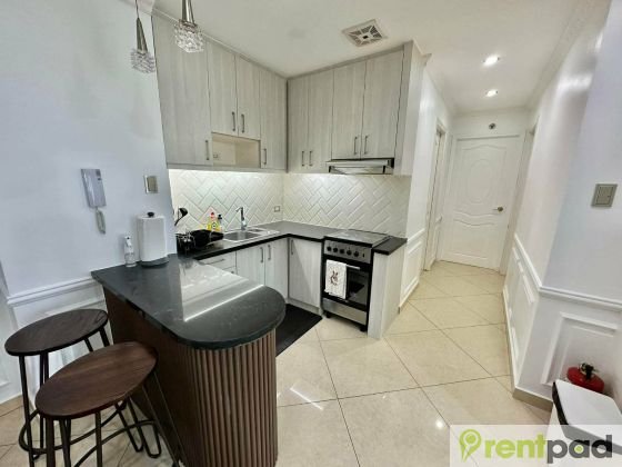 FOR RENT LEASE 2BR Fully Furnished Condo in Seibu Tower BGC #9a39bf7710
