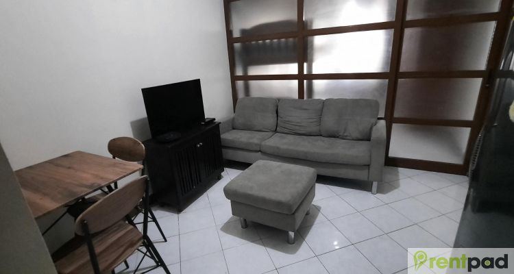 Fully Furnished 1BR with Balcony in Manila Executive Regency #91b0c54e97