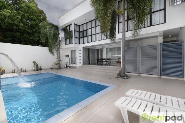 Fully Furnished 4 Bedroom House at DBP Village Las Pinas #b7f8175643