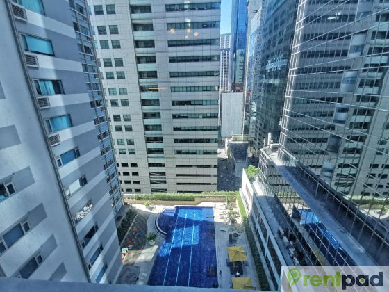 Fully Furnished Studio Unit at Eton Tower Makati near Rufino #1e93f55479