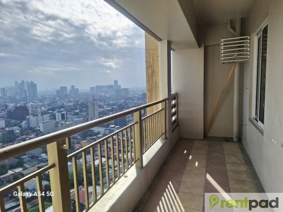 2 Bedroom Semi Furnished Unit in La Verti Residences Pasay #e74a5f6268