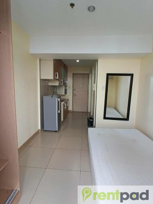 Semi Furnished Studio Unit for Lease in D University Place Manila ...