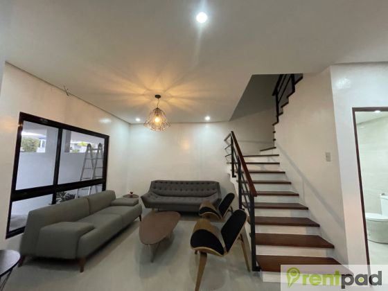 6BR Townhouse in QC for Lease #9f5bd56558