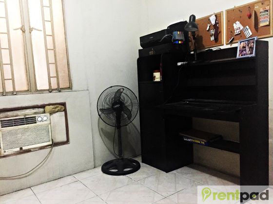 UP Bliss 2 Bedroom Unit in Gated Wing Diliman Quezon City #9270dcf788